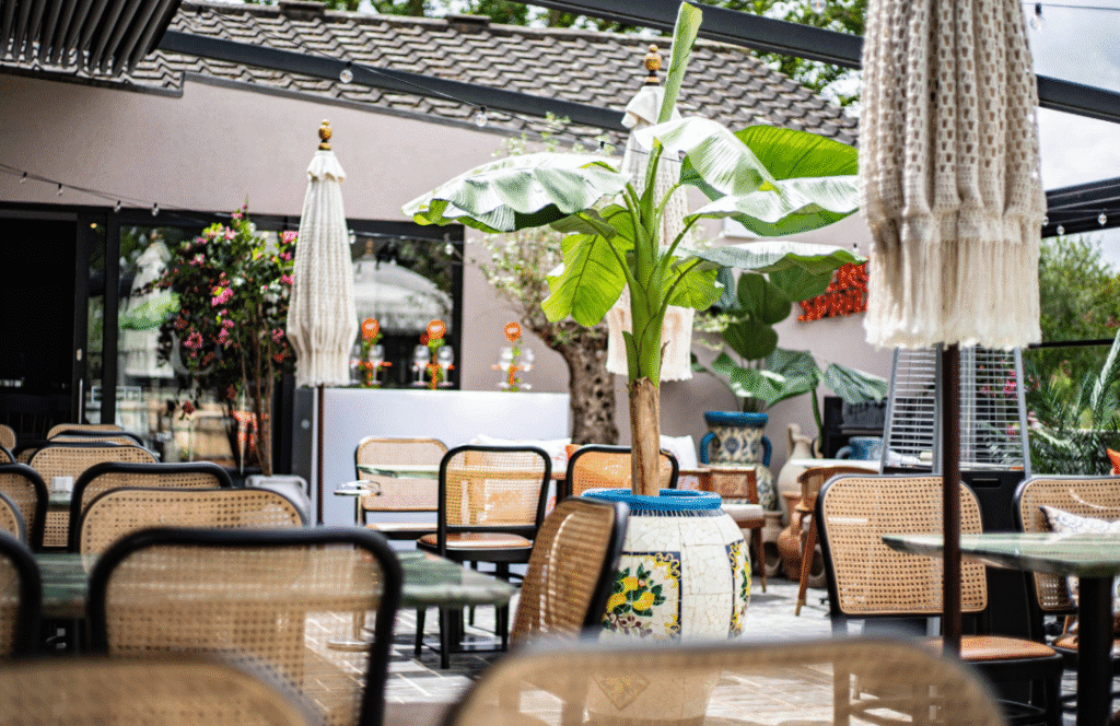 Reservations | Yiamas Greek Restaurant Brentwood, Essex